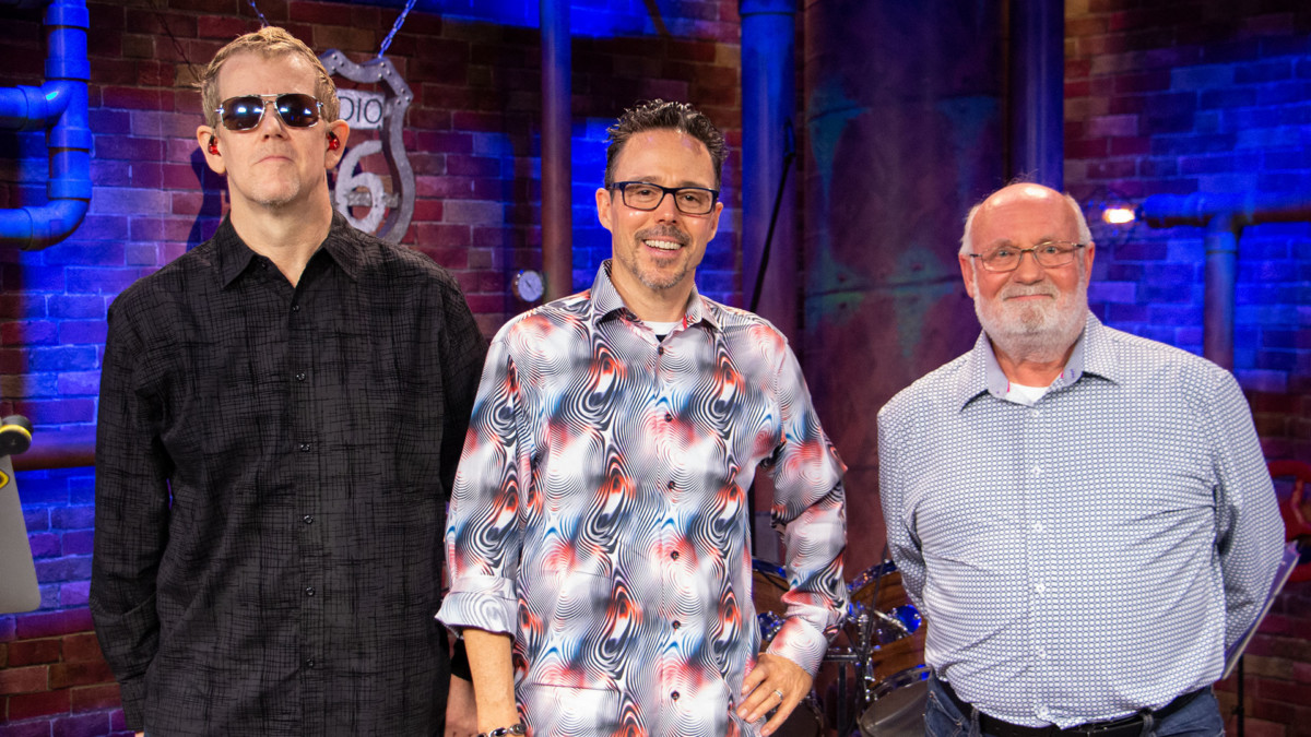 Studio 66 S2 E7 Acoustic Freight Train - RSU.TV